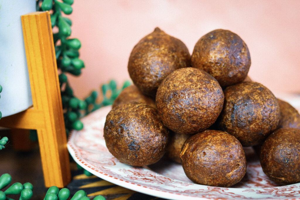 Banana Bonda - The Familiar Kitchen