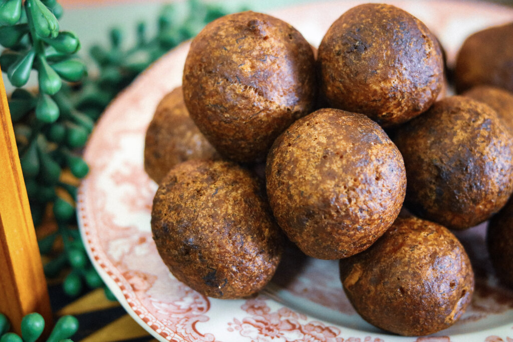 Banana Bonda - The Familiar Kitchen